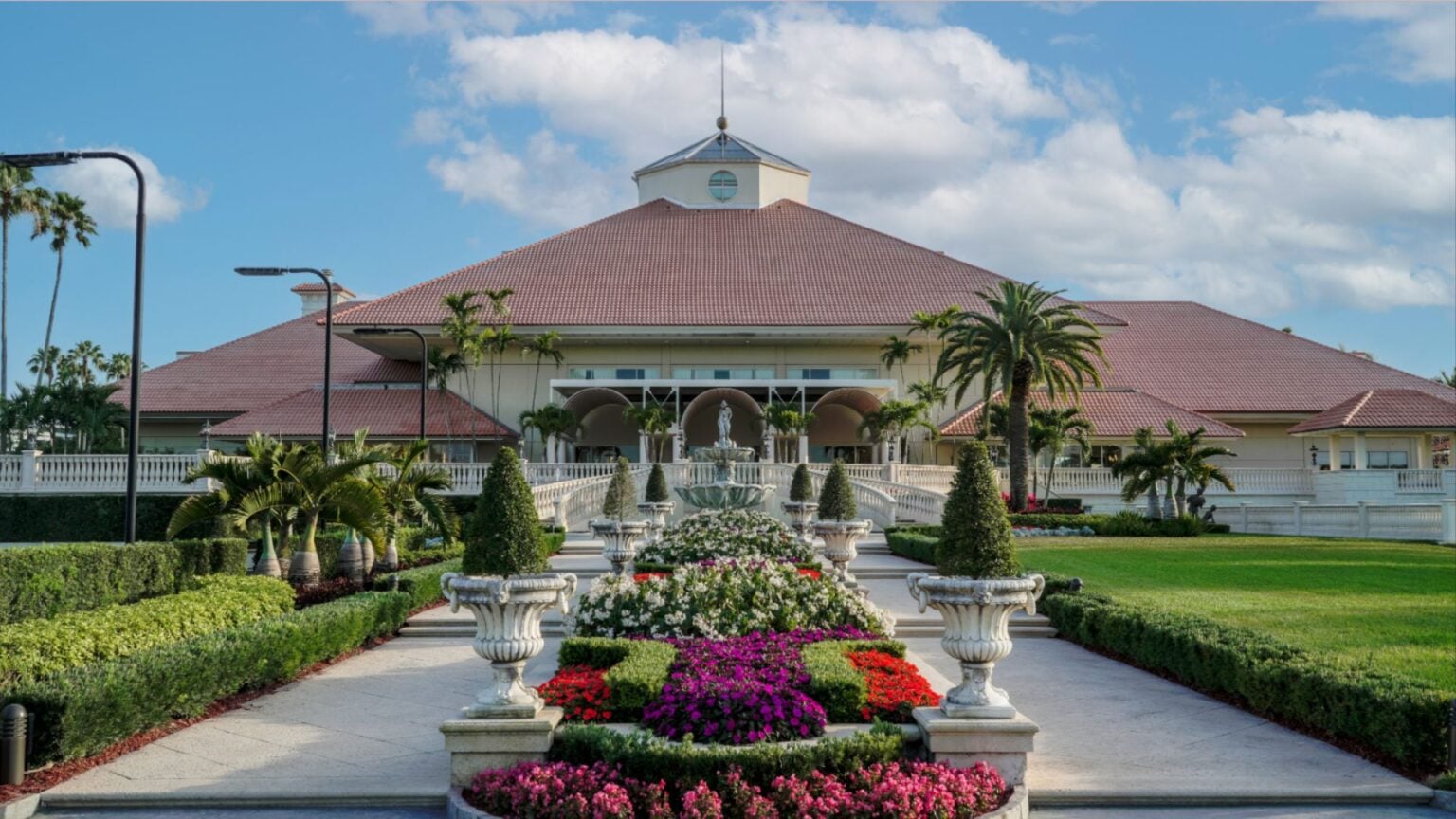 Achieving Long-Term Weight Loss: The Role of Wellness Retreats ...